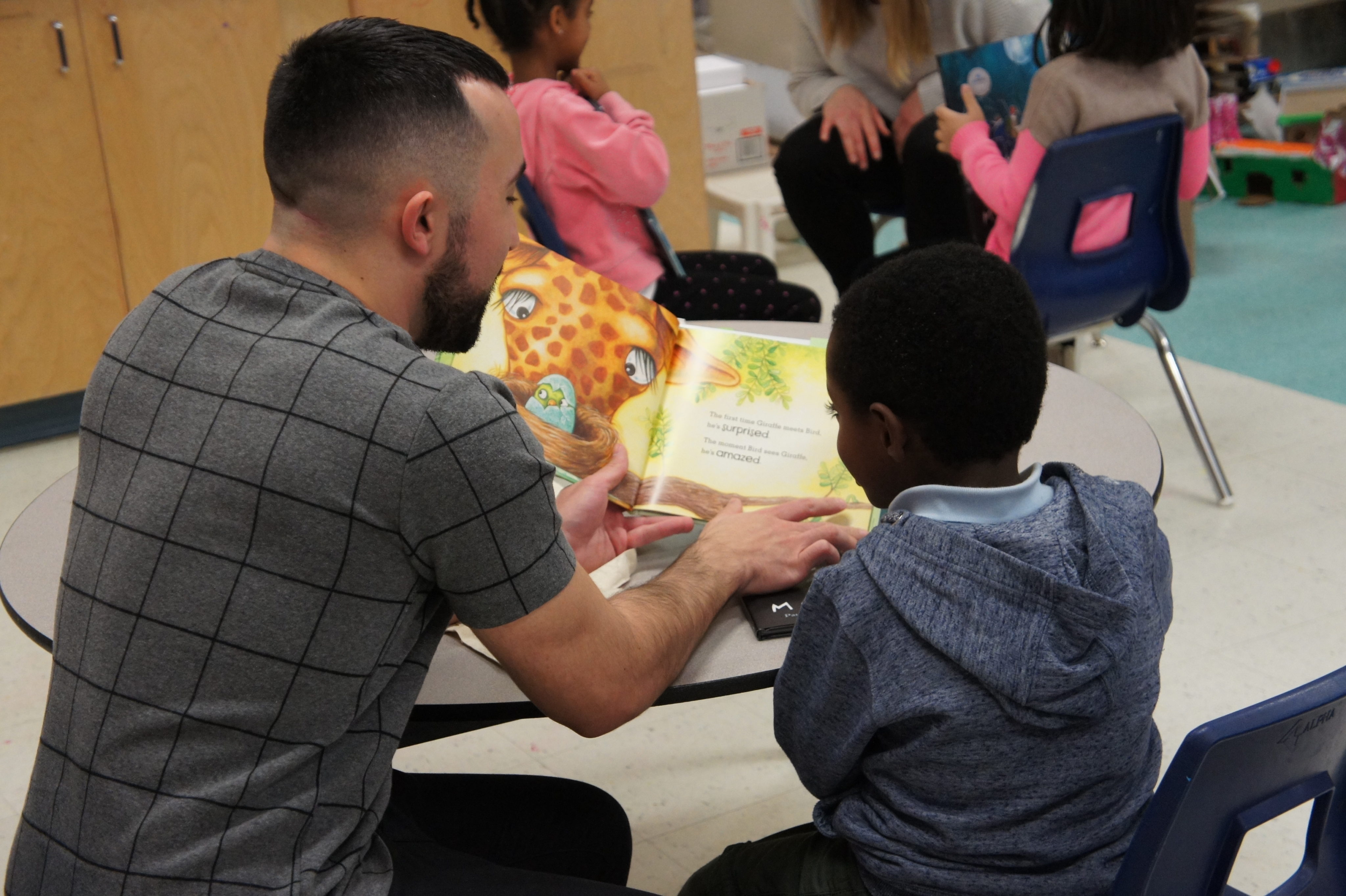 First Book Canada collaborates with Amazon Canada to deliver 100,000 ...